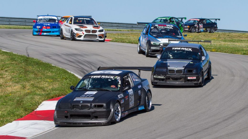 Seventy-One Club Racers Run At PIRC - BimmerLife