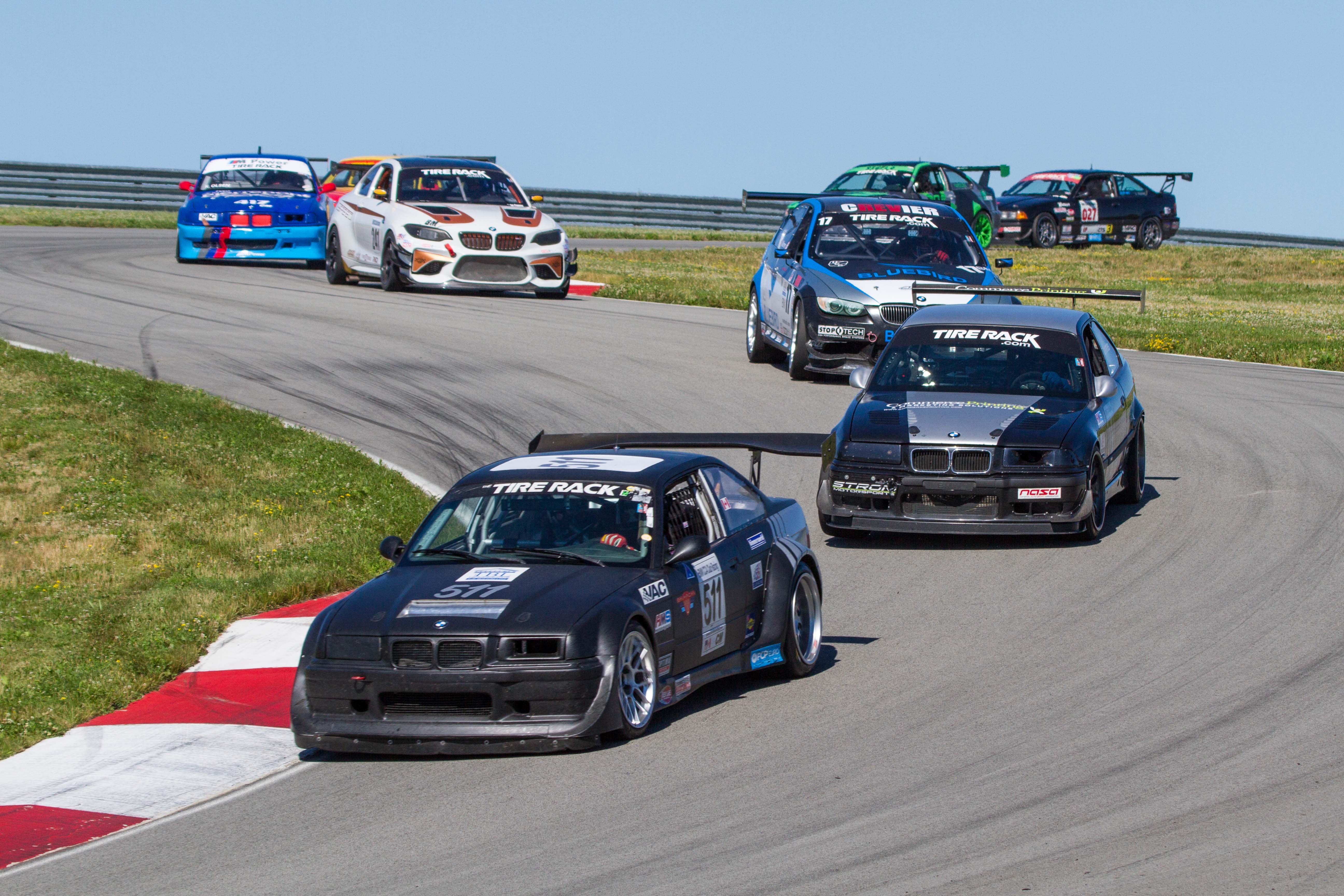 Seventy-One Club Racers Run At PIRC - BimmerLife