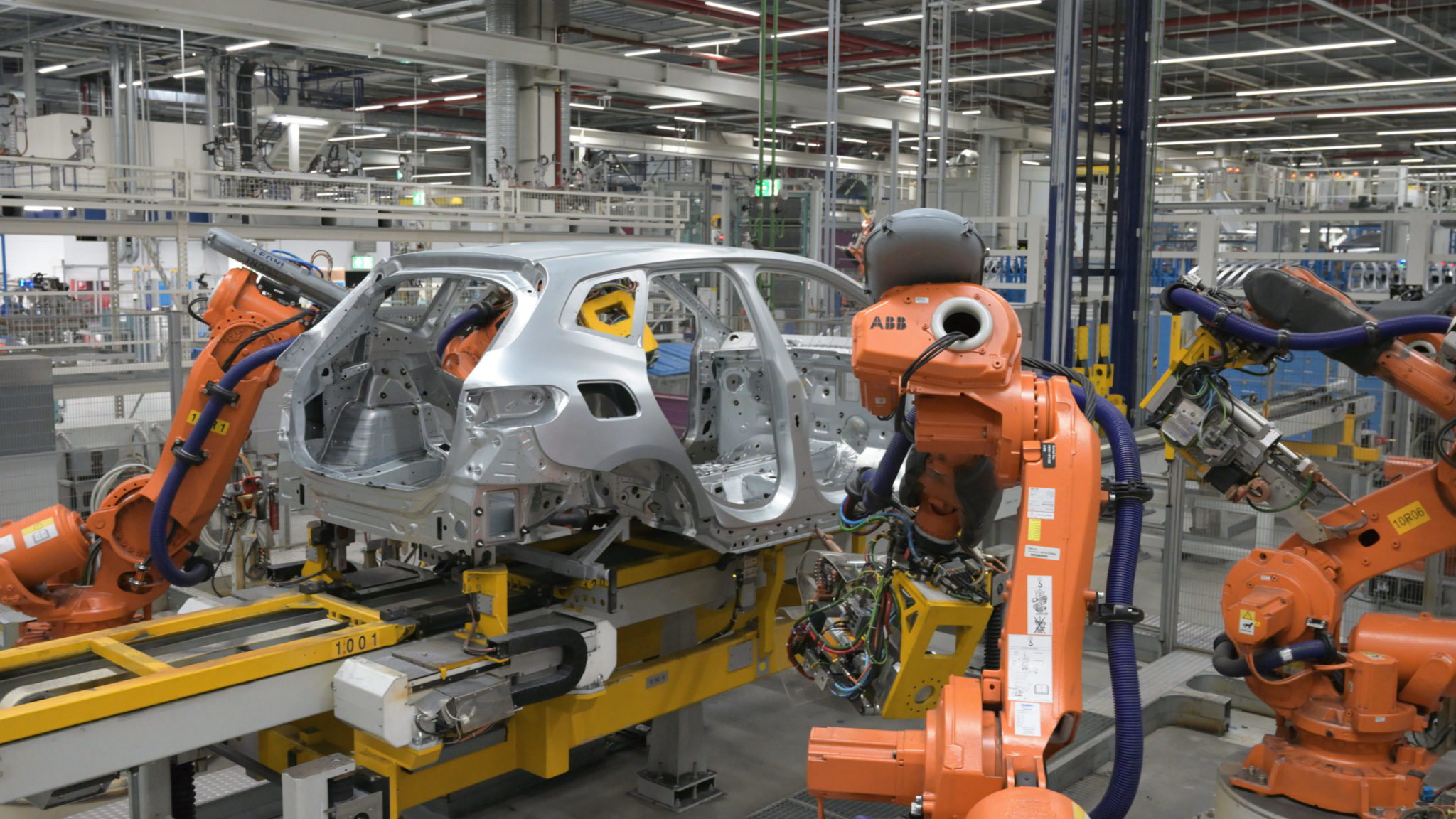 BMW Maintains Profitability Through Pricing, Supply-Chain Stability ...