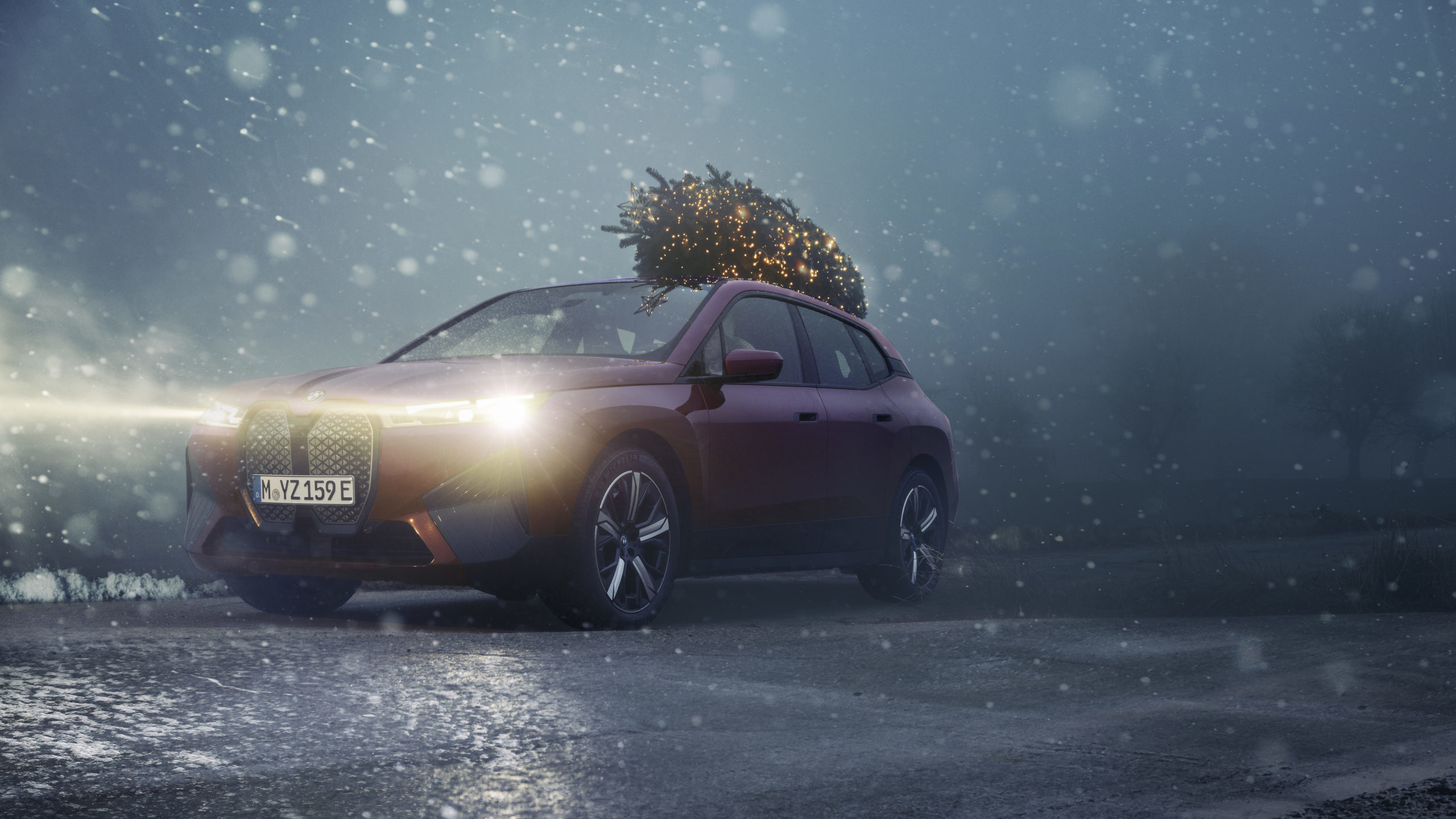 Submissions Wanted: Share Your Best Holiday-Themed BMW Photo - BimmerLife