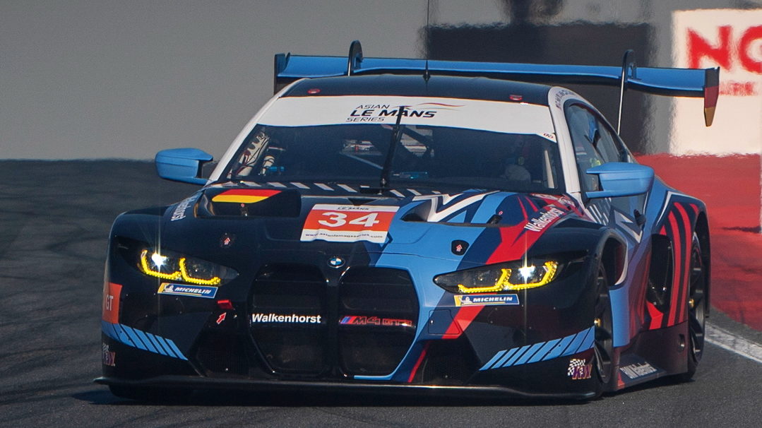 Walkenhorst Motorsport Finishes In Top Ten At Dubai - BimmerLife