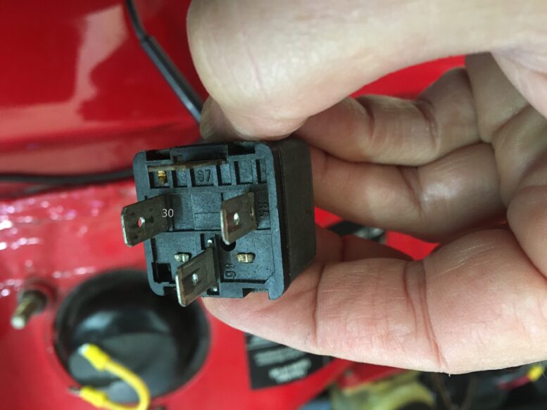 Inspecting The E9 Coupe: Tooting Rene's Horn - BimmerLife