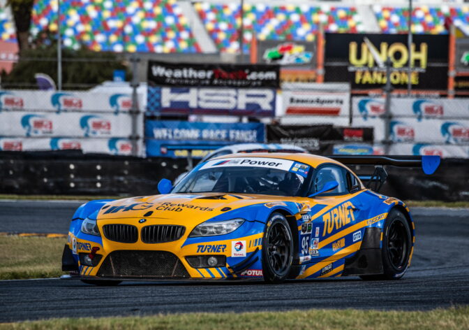 BMW Classics Take To The Track In Daytona HSR Race - BimmerLife