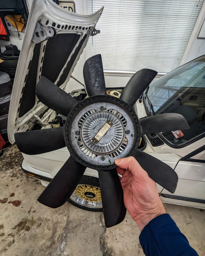 Short And Sweet Wrenching Sessions - BimmerLife