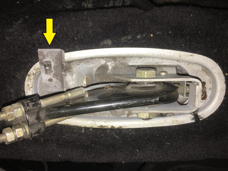 Fixing Sharkie's Broken E-Brake - BimmerLife