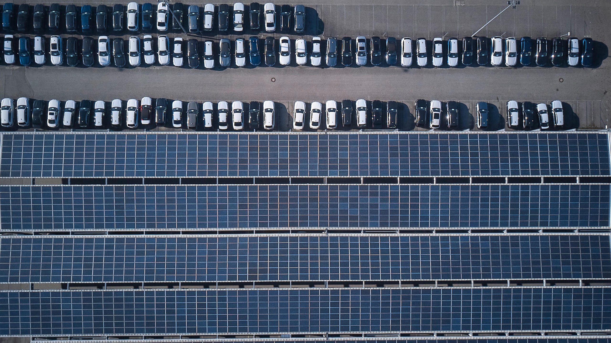 BMW Uses Rooftop Solar Panels to Generate Electricity at German Plants ...