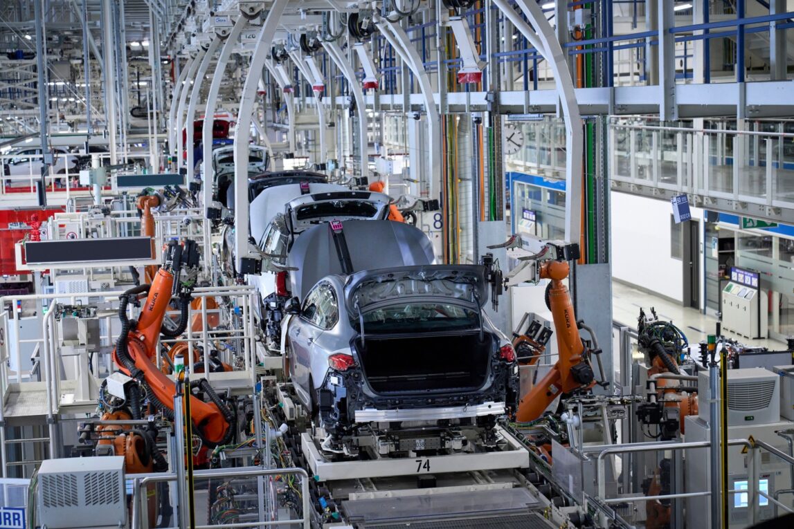 BMW Group Plant Leipzig Begins Production of New BMW 2 Series Gran ...